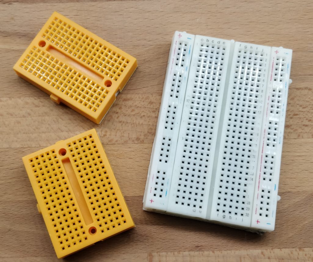 Component – Breadboard – Junior IOT